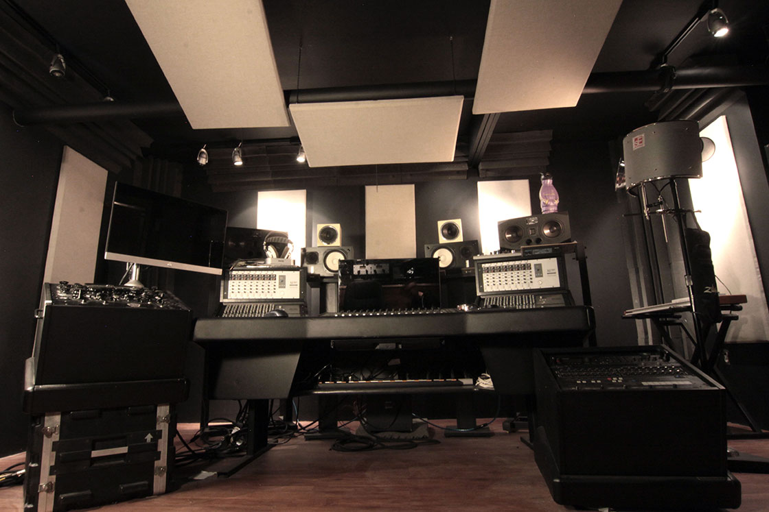 SILVER CORD Studio | Home